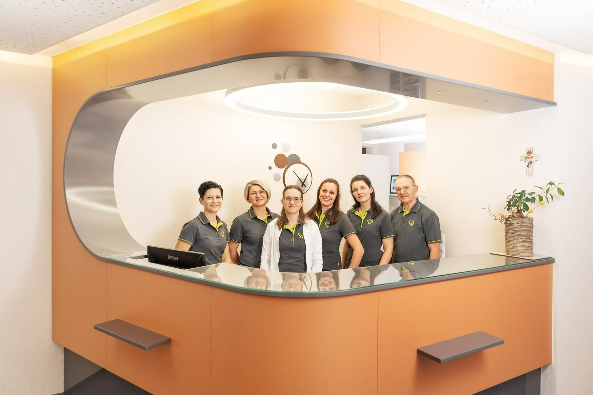 Zahnärzte - Zahnarztpraxis Dr. Christina Haase